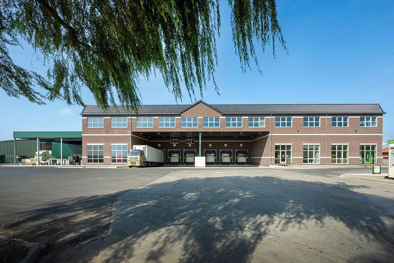 'Foodsafe' 8,000 m2 distribution center