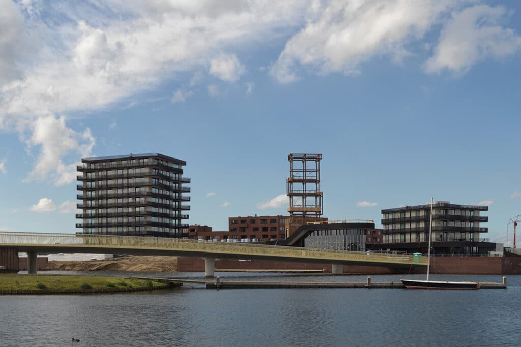 A lifted landscape with stores hidden underneath in Rosmalen