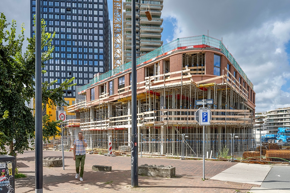 880 precast concrete elements for Netherlands' first energy-positive ...